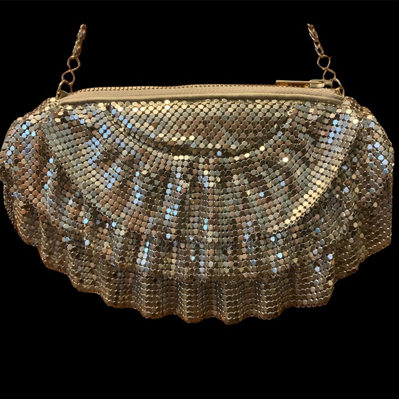 Vintage | Bags | Vintage Flapper 2s Style Cascades Of Silver Mesh ...